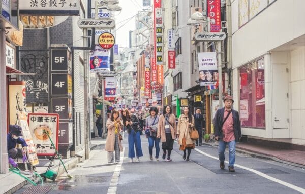 Open Shops on Sunday in Tokyo: A Detailed List
