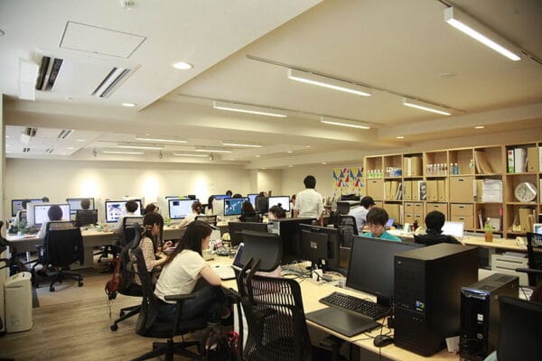 Work Hours in Japan: The Dedicated Working Culture in Japanese Society