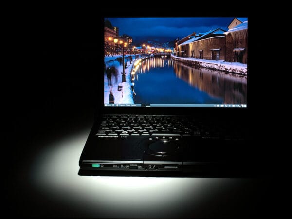 Top 8 Japanese Laptop Brands - Japan Yugen